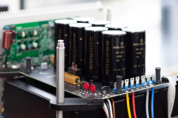 Goldmund Telos 2800 monoblock power amplifier | Stereophile.com