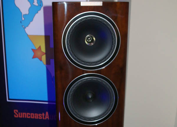 Fyne Audio F702 Speakers, Pass Labs INT-60 Integrated Fyne Audio F702 Speakers, Pass Labs INT-60 Integrated