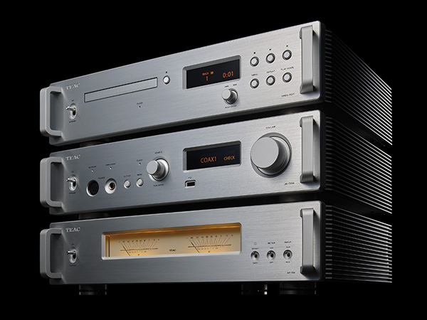 TEAC UD-701N streaming D/A preamplifier | Stereophile.com