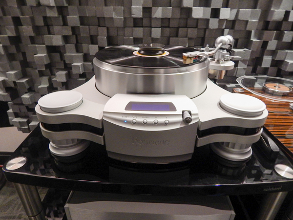 Audiophile Experts: Accuphase, DALI, Grandioso, Esoteric, Luna Cables ...