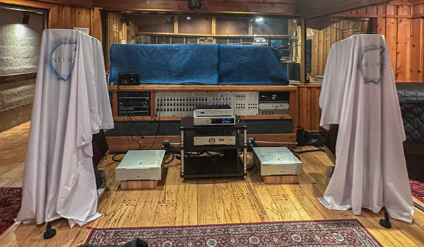 Inside the Oneiros Audio Speaker Launch with Living Colour ...