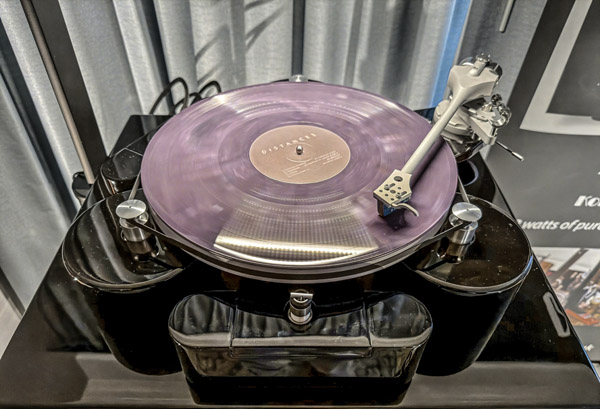 Audio Note (UK) TT Three Reference & Izvor DAC debut | Stereophile.com