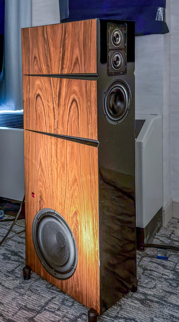 Audience AV pairs ClairAudient Bellare loudspeakers with Atma-Sphere ...