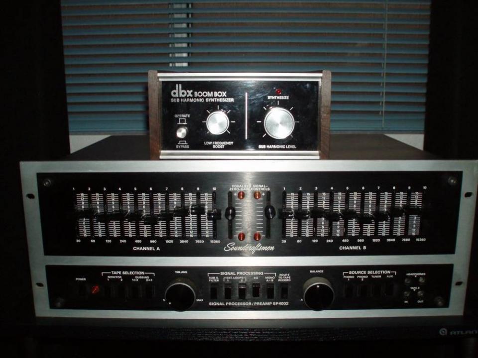 System_Close-Up_Top_2 | Stereophile.com